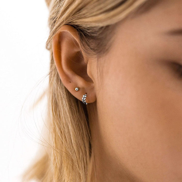 Sterling Silver Small Leaf Hoop Huggie Earrings for Men Women ...